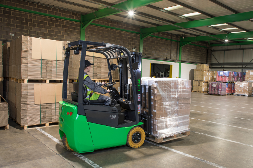 CESAB B200 Three-Wheel Electric Counterbalance Forklift – 1000kg, 1250 ...